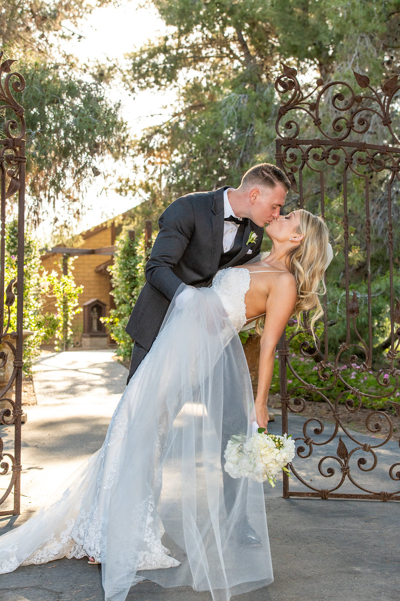 Mallory & Sebastian Barn Wedding | Cake & Lace Wedding Blog